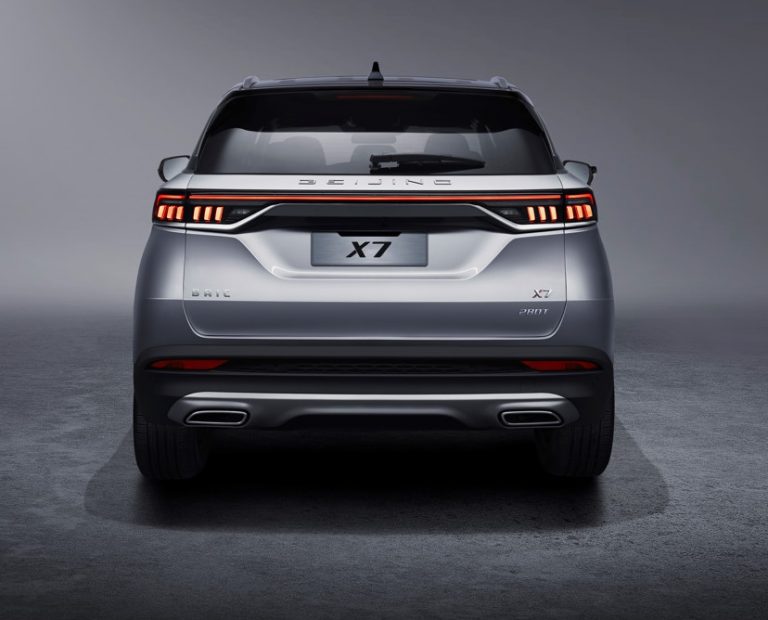 Giá xe BAIC Beijing X7 tháng 6/2022 ưu đãi khủng
