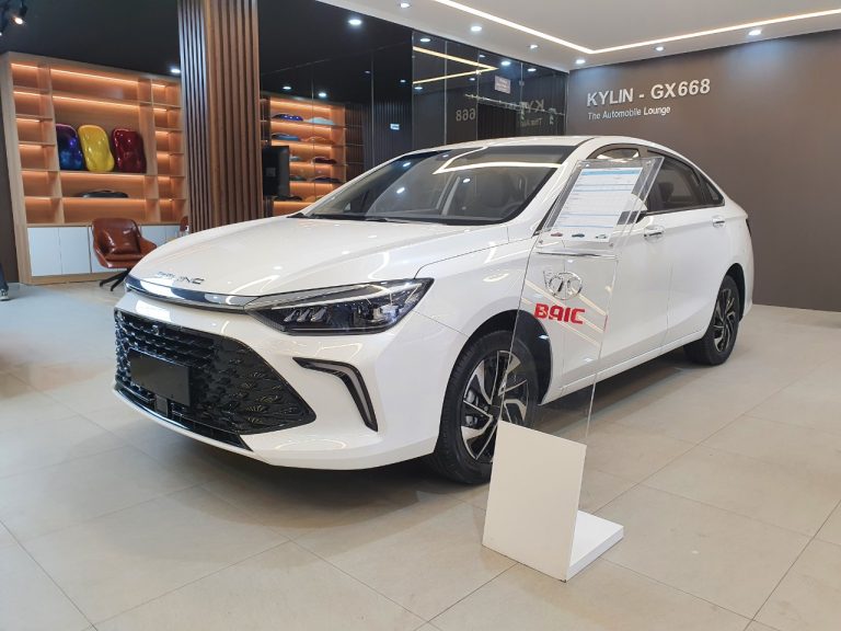 Beijing U5 Plus thế hệ xe mới với nhiều trang bị hấp dẫn